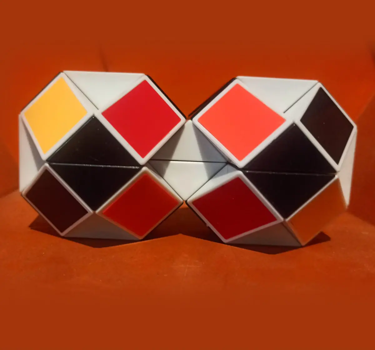 PlayMagic Twisty Fidget Puzzle For Kids of Age 3Y+, Multicolour