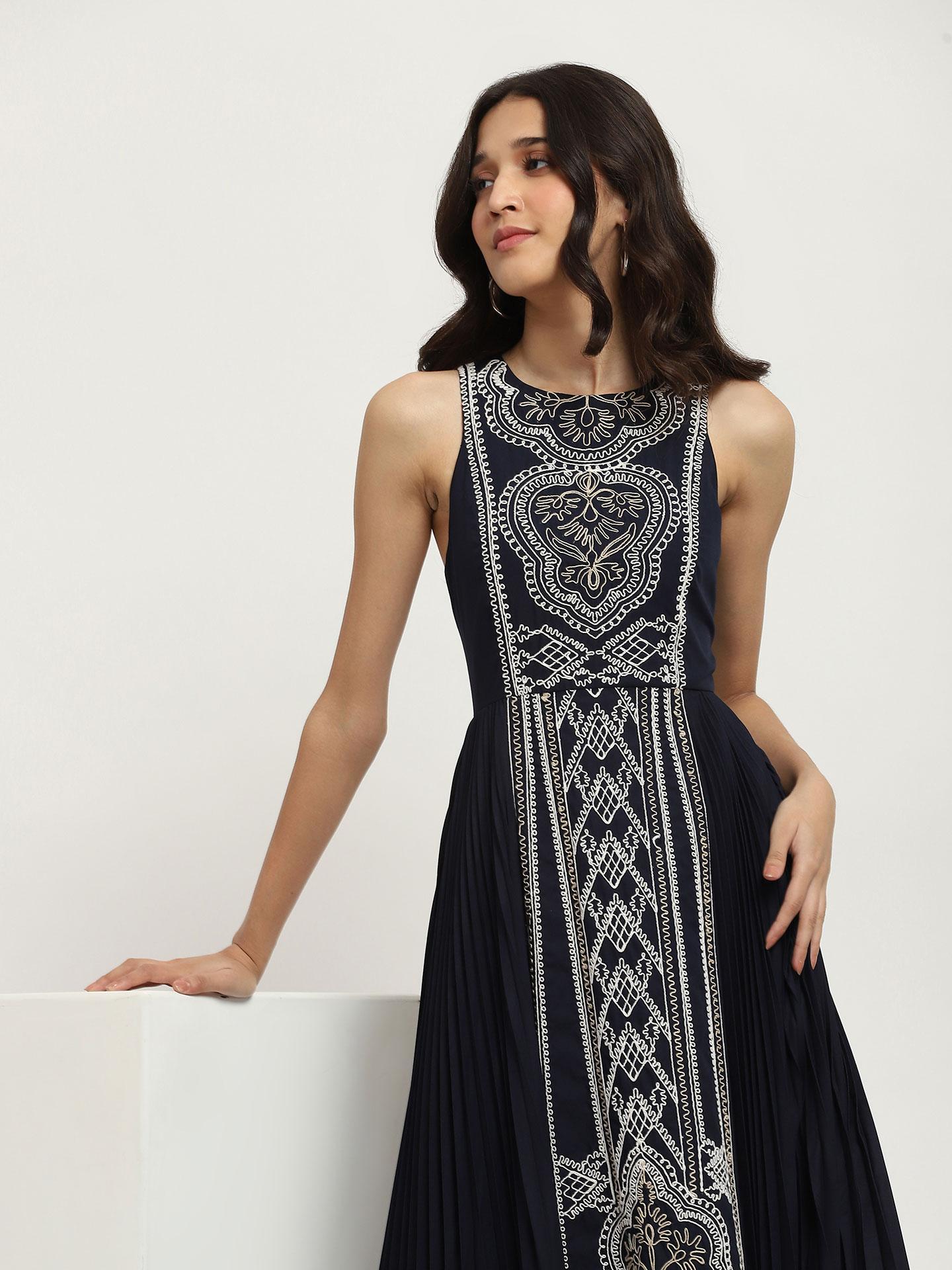 USD $ 81 USD $ 57 30% OFF