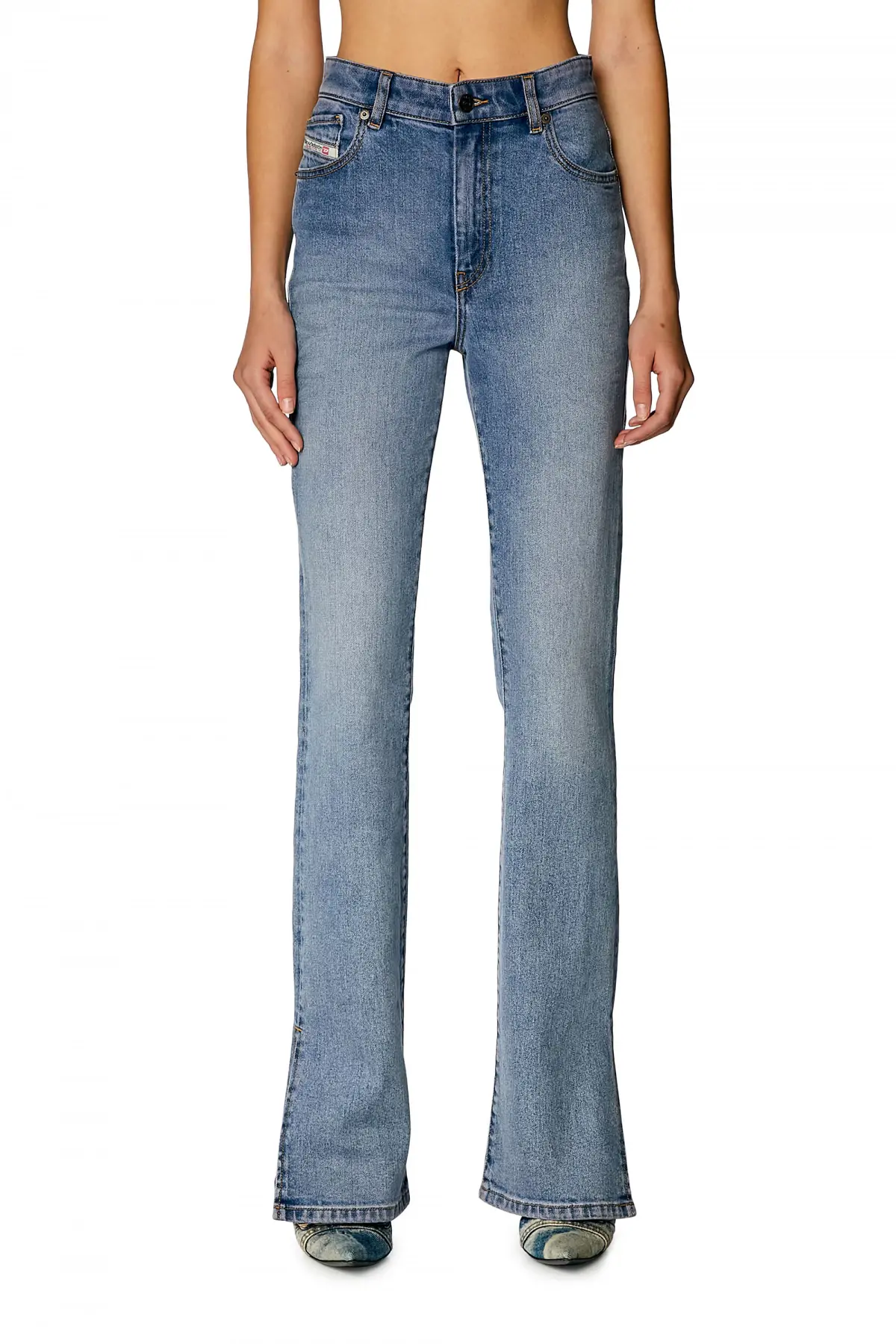 Bootcut and Flare Jeans 2003 D Escription