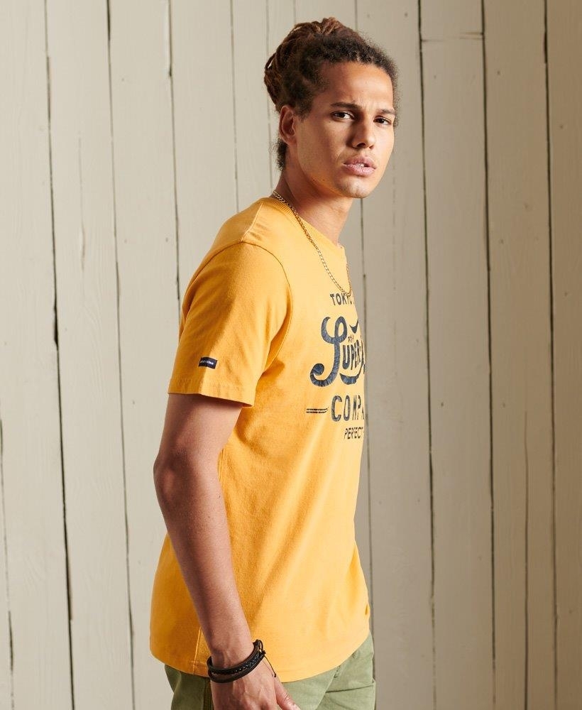 SCRIPT STYLE COL TEE