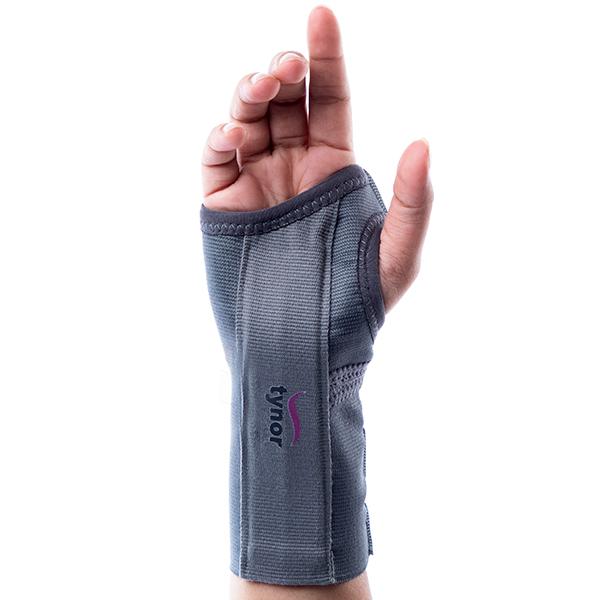 Buy Tynor Elastic Wrist Splint (Left) (XL) (E 01) online at best price ...